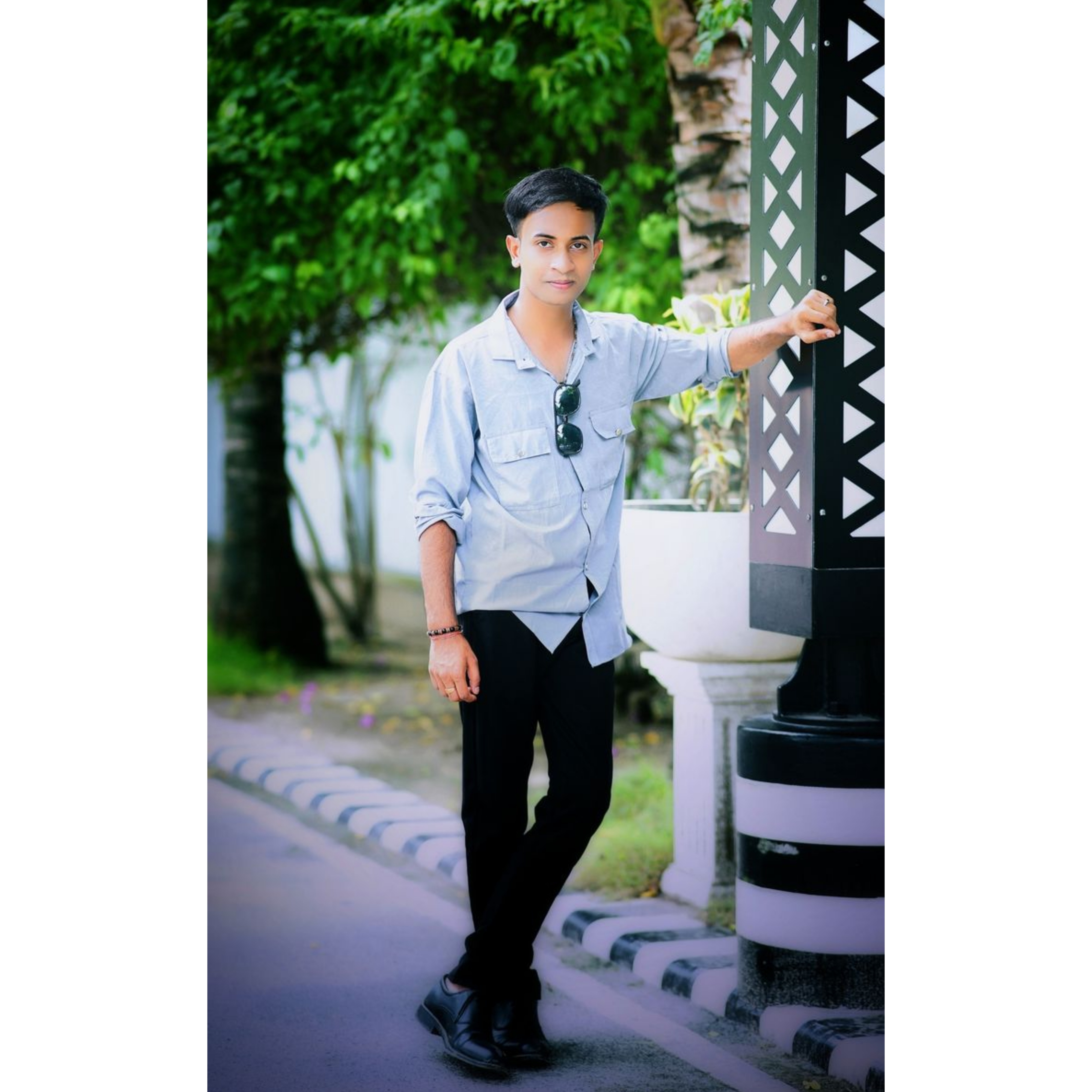 Apurbo chandra 6pak body height 5.5" & weight 50 kg...